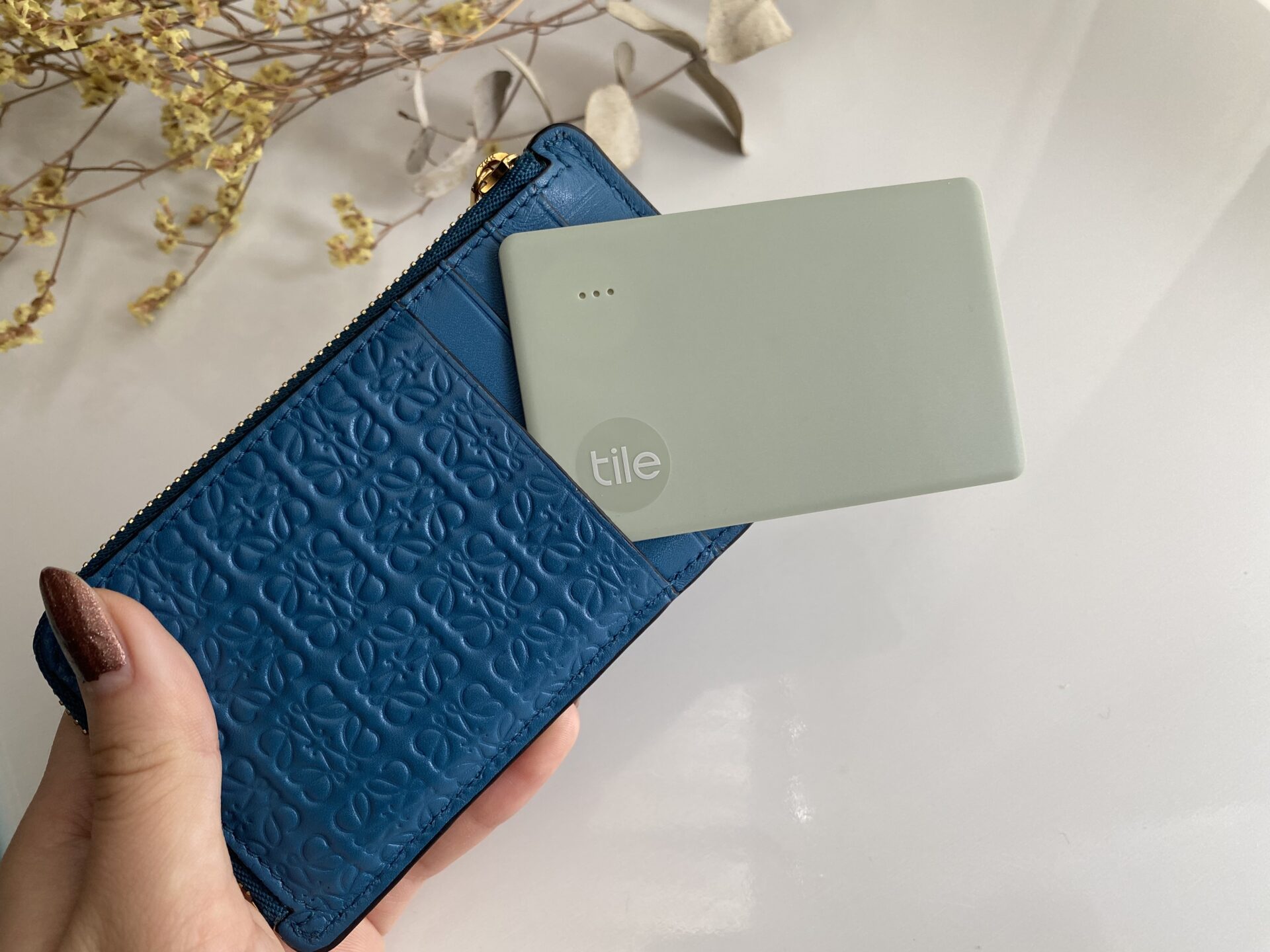 【紛失防止タグ Tile】まってこれは可愛すぎ！持ち物全部に付けたい、淡色のTileが新登場。これで忘れ物をしても安心♩ | トレンドお届けメディア Trepo（トレポ