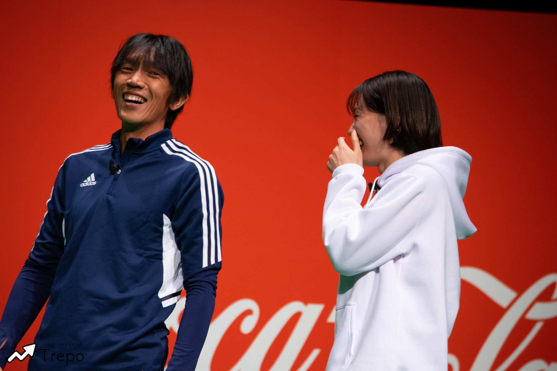 【綾瀬はるか・中村俊輔登壇】「コカ・コーラ」 FIFA ワールドカップ 開催国ボトル発売記念イベントをレポート。 - トレンドお届けメディア Trepo（トレポ