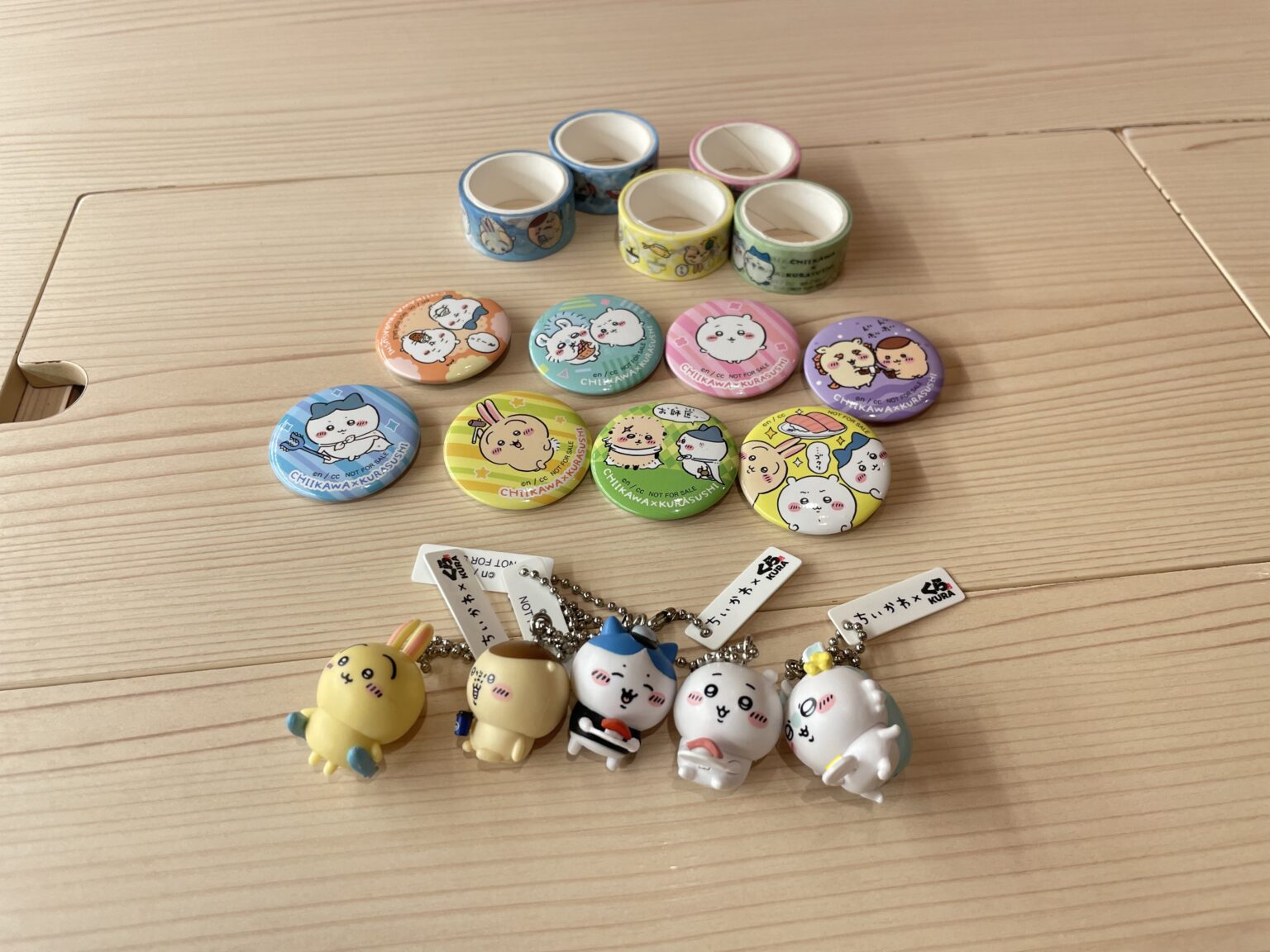 【くら寿司】ちいかわ初コラボはいつから?かわいすぎるビッくらポン!グッズや、新登場の期間限定メニューにも注目♪ | トレンドお届けメディア Trepo（トレポ