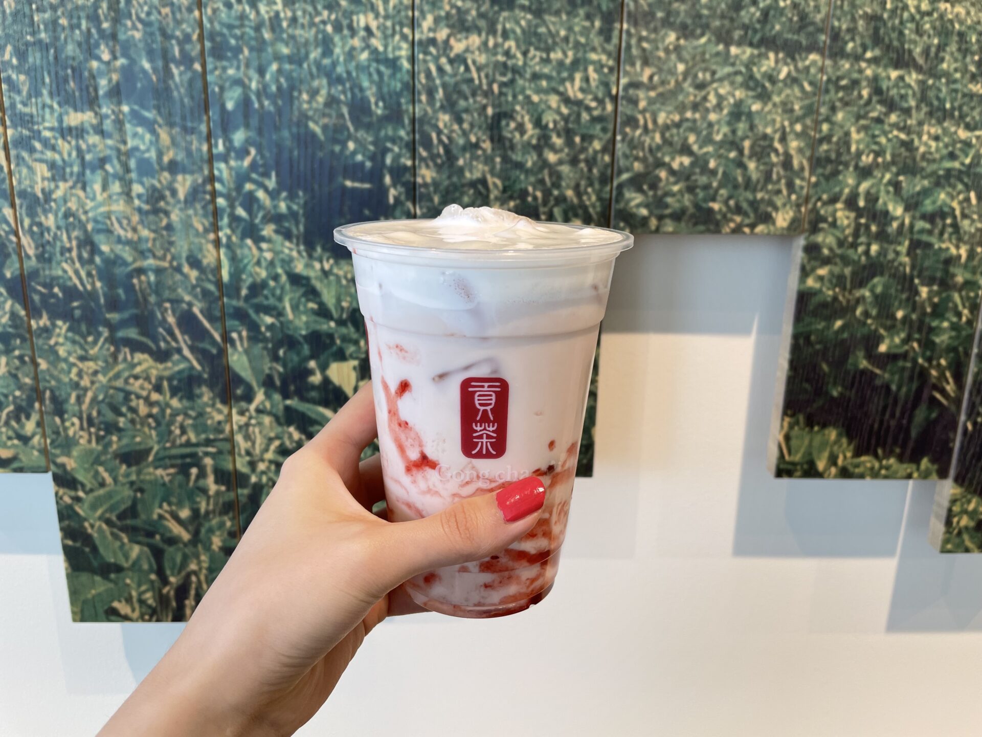 【3/16～】ゴンチャの新作♡「いちご杏仁 ミルクティー＆フローズン」が登場。期間限定の大人気ドリンクで春を感じよ♪ - トレンドお届けメディア Trepo（トレポ