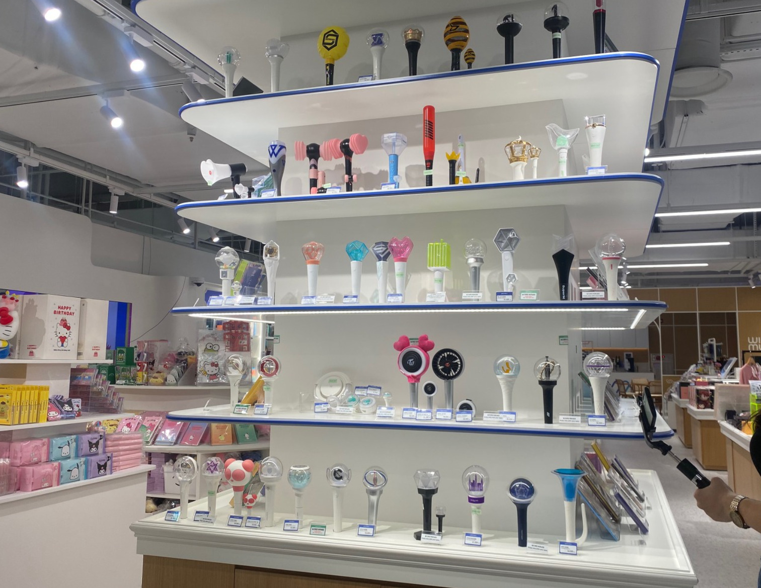 【韓国アイドル】 K-POP好きはここ行って！「WITH MUU」で推し活しよ♡ - トレンドお届けメディア Trepo（トレポ