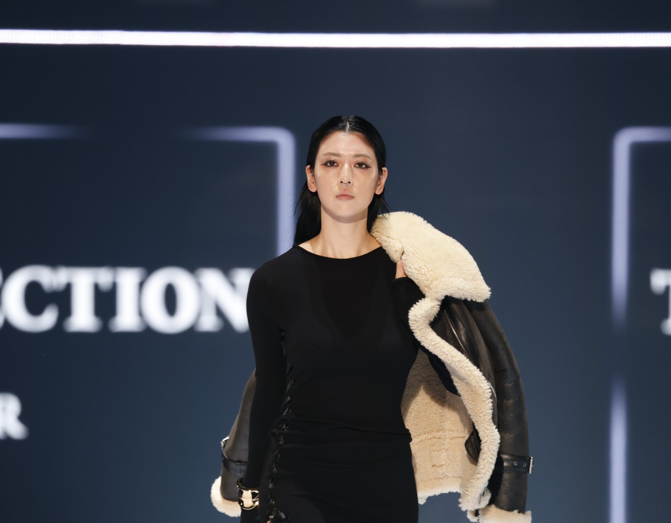 【マイナビ TGC2023 A/W】三吉彩花・中条あやみがオープニングファッションショーに登場！藤田ニコル、池田美優など豪華すぎるモデルたちに会場は大盛り上がり！♡ - トレンドお届けメディア ...