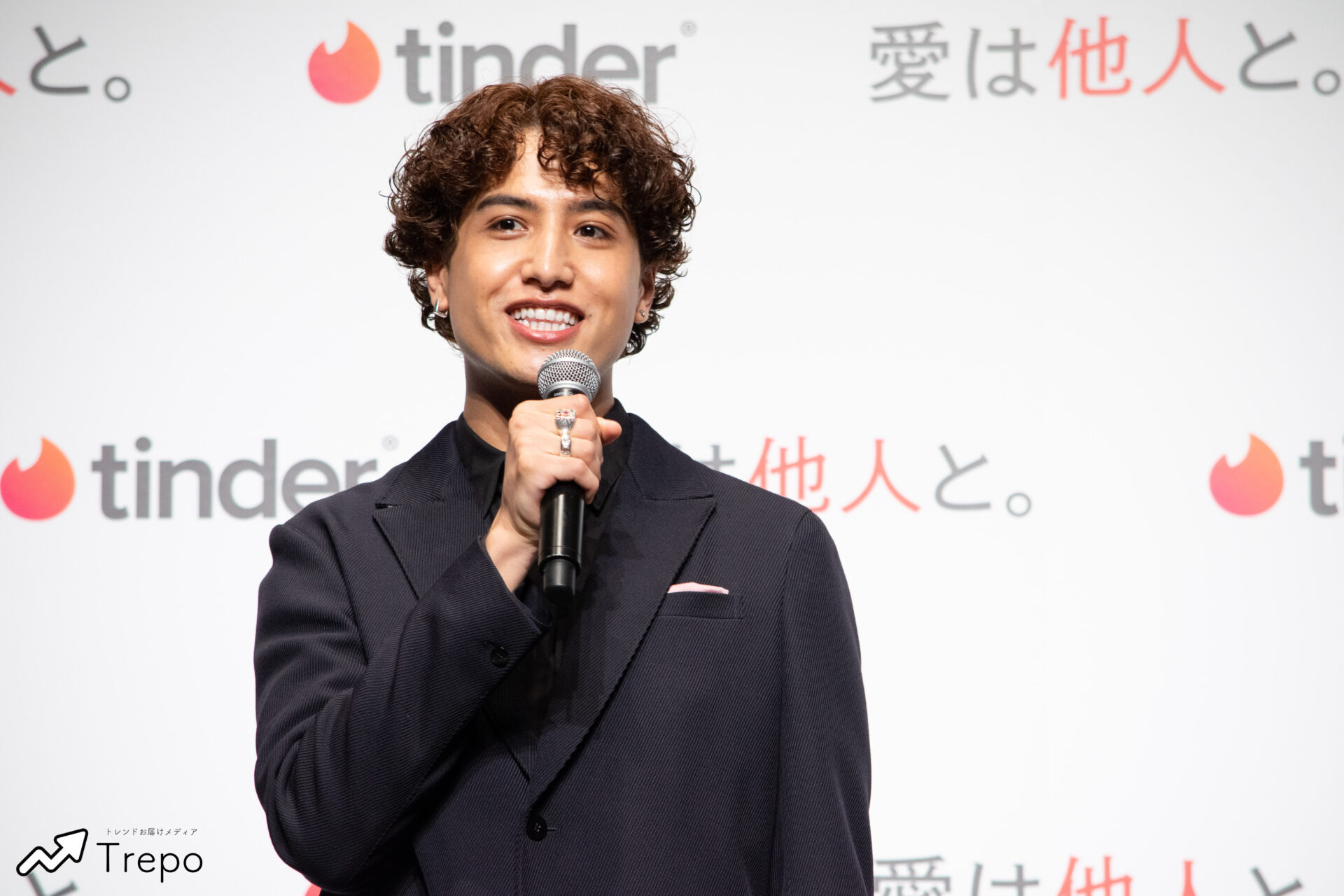【Tinder Japan】「愛は他人と。」トークイベントにゆりやんレトリィバァ・ROLAND・kemio・ミチが登場！出会いについて語る。 - トレンドお届けメディア Trepo（トレポ
