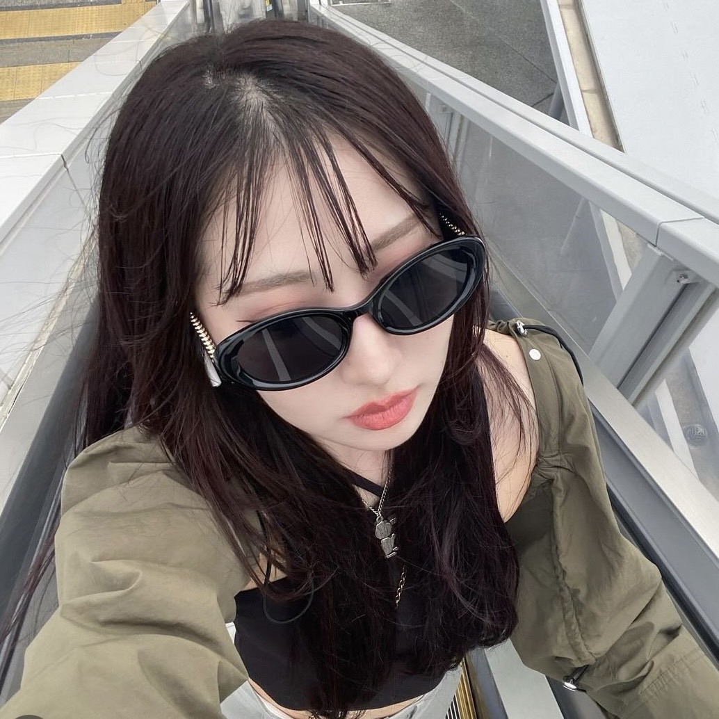 【2024春夏】流行りのメガネ・サングラスアイテム5選をご紹介♡♡Y2Kや韓国ファッションとも相性 | トレンドお届けメディア Trepo（トレポ