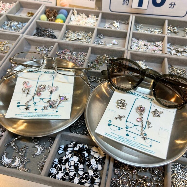 【話題】「eyecon」でメガネチャーム作りを体験♡ 自分だけのオリジナルアイウェアをゲットしよう！ - トレンドお届けメディア Trepo（トレポ