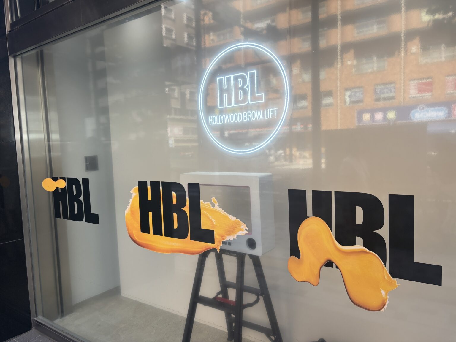 【HBL BEAUTY】ハリウッドブロウリフトから誕生した、最強アイブロウコスメをご紹介♡革新的なアイテム眉メイクの新常識を作り出す♪ - トレンドお届けメディア Trepo（トレポ