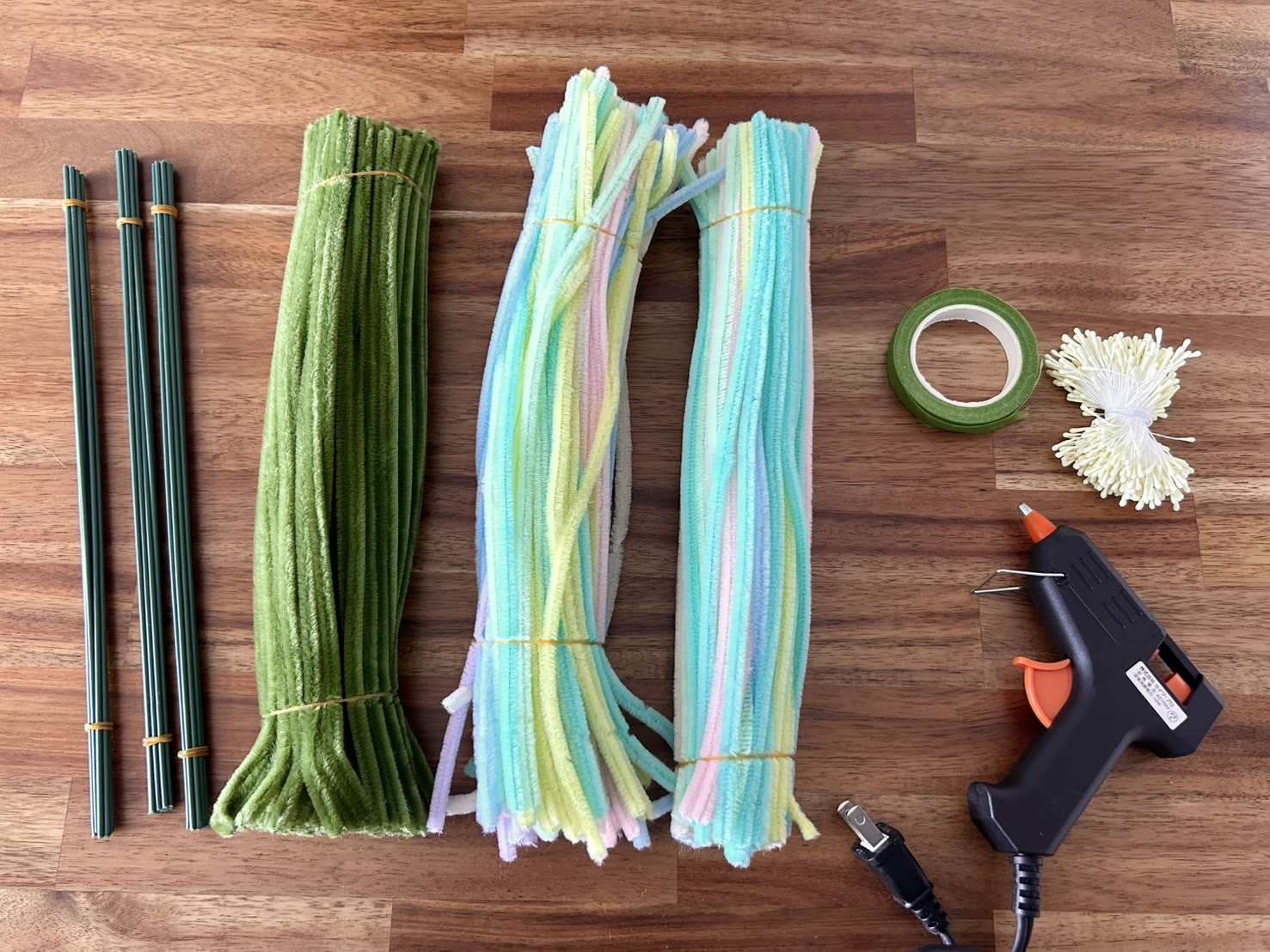 【2025年最新トレンド】モールフラワーって知ってる？100均でも作れる♡材料&作り方5選を完全ガイド！ - トレンドお届けメディア Trepo（トレポ